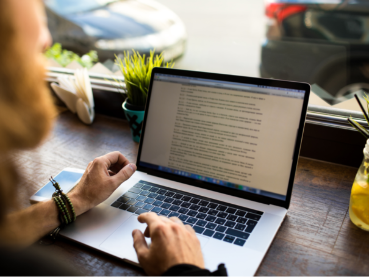 What is Direct Response Copywriting: Tips & Examples